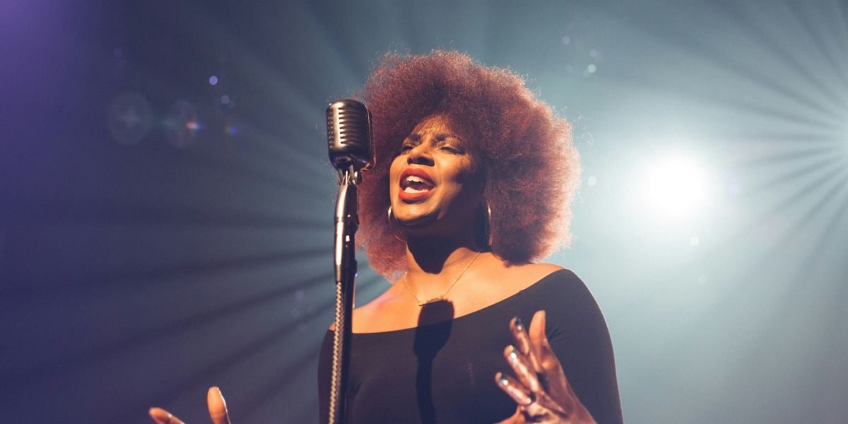 Summer Walker Is Headlining an Arena for the First Time — And She's ...